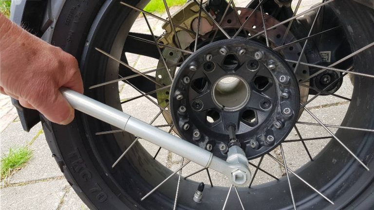 BMW R 1250 GS Wheel Service Tool Kit - Eastbound